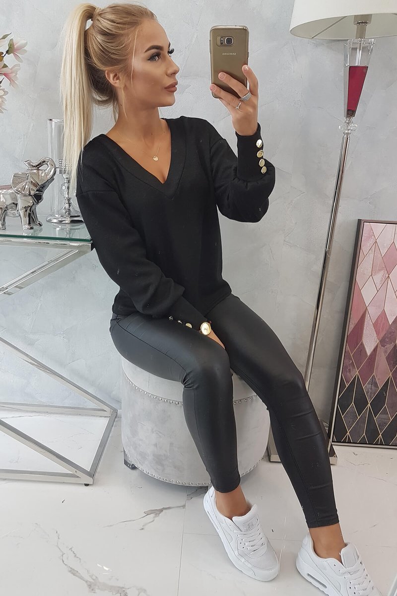 Pulover dama negru cu butoni decorativi
