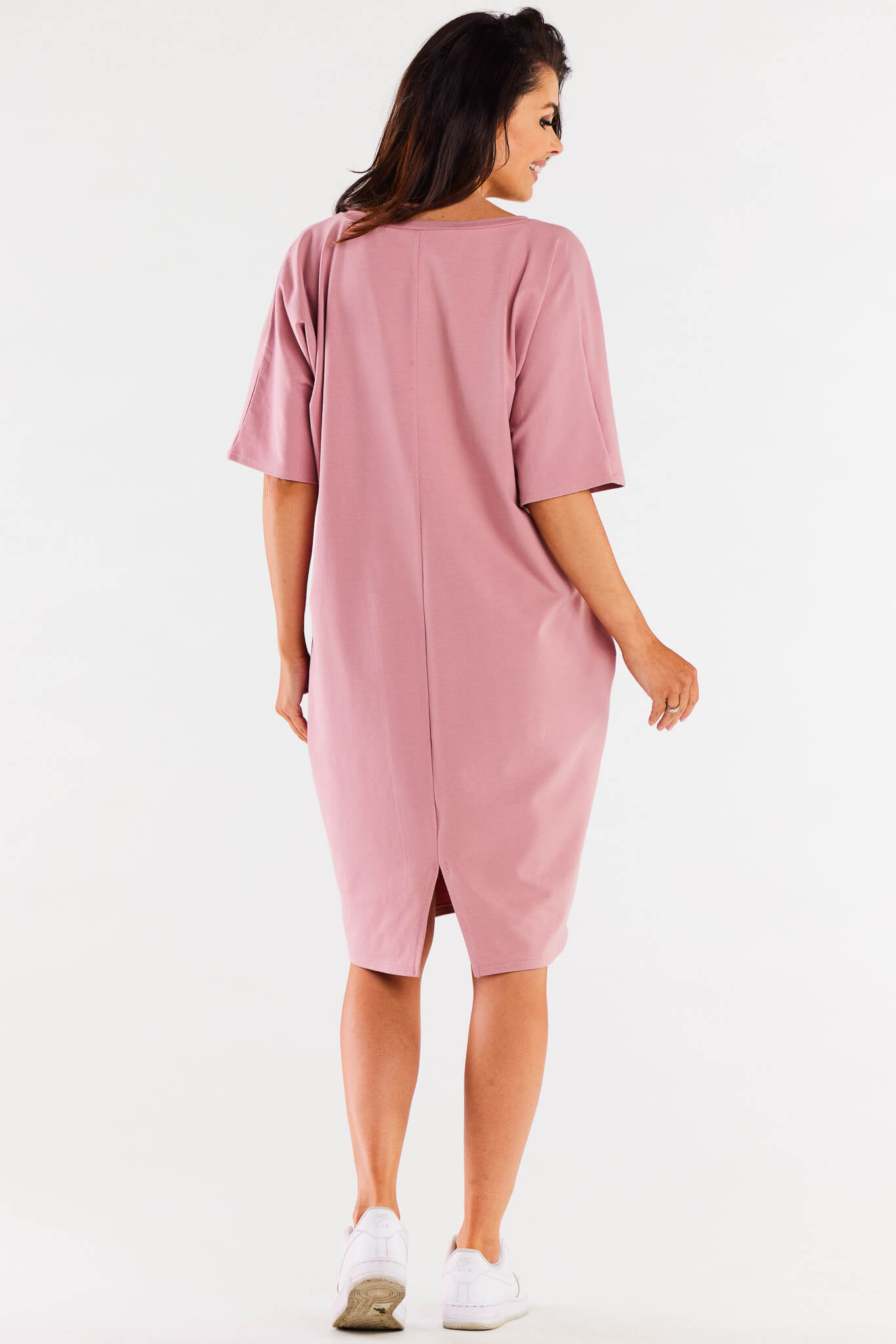 Rochie tip tricou roz oversize de vara cu buzunare